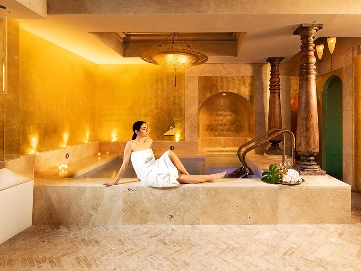 Sexy Spas in Venice | Top Companions